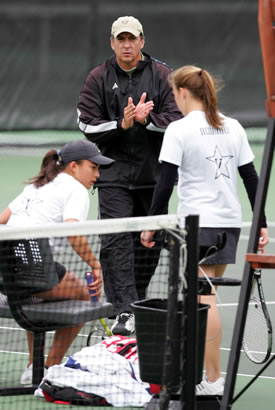 Feature Story on Geoff Macdonald – Vanderbilt University Athletics ...