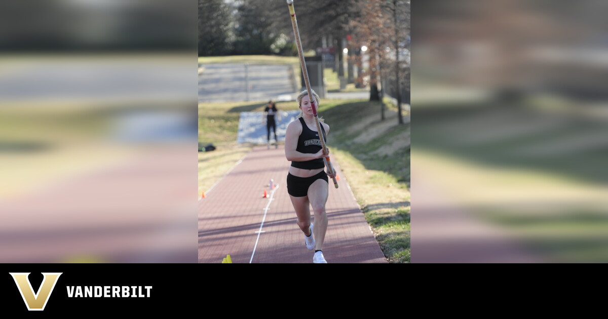 Three top-five finishes highlight split competition – Vanderbilt ...