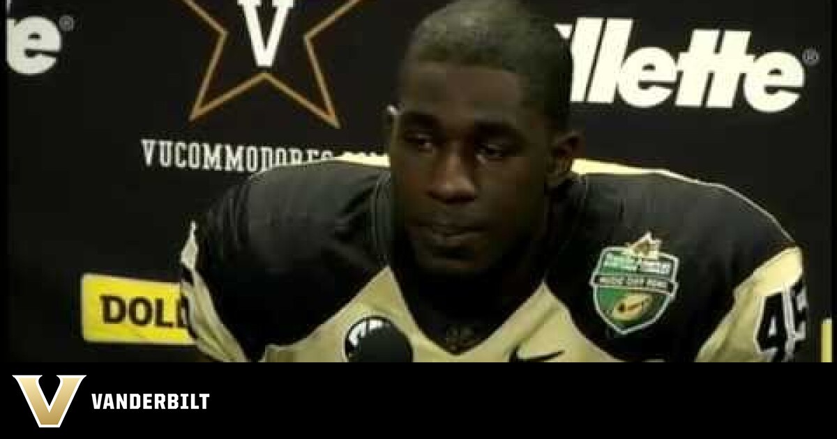 Stephen Weatherly & Larry Franklin – 2013 Black & Gold Spring Game ...
