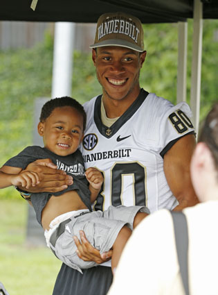 Record crowd attends Dore Jam – Vanderbilt University Athletics ...