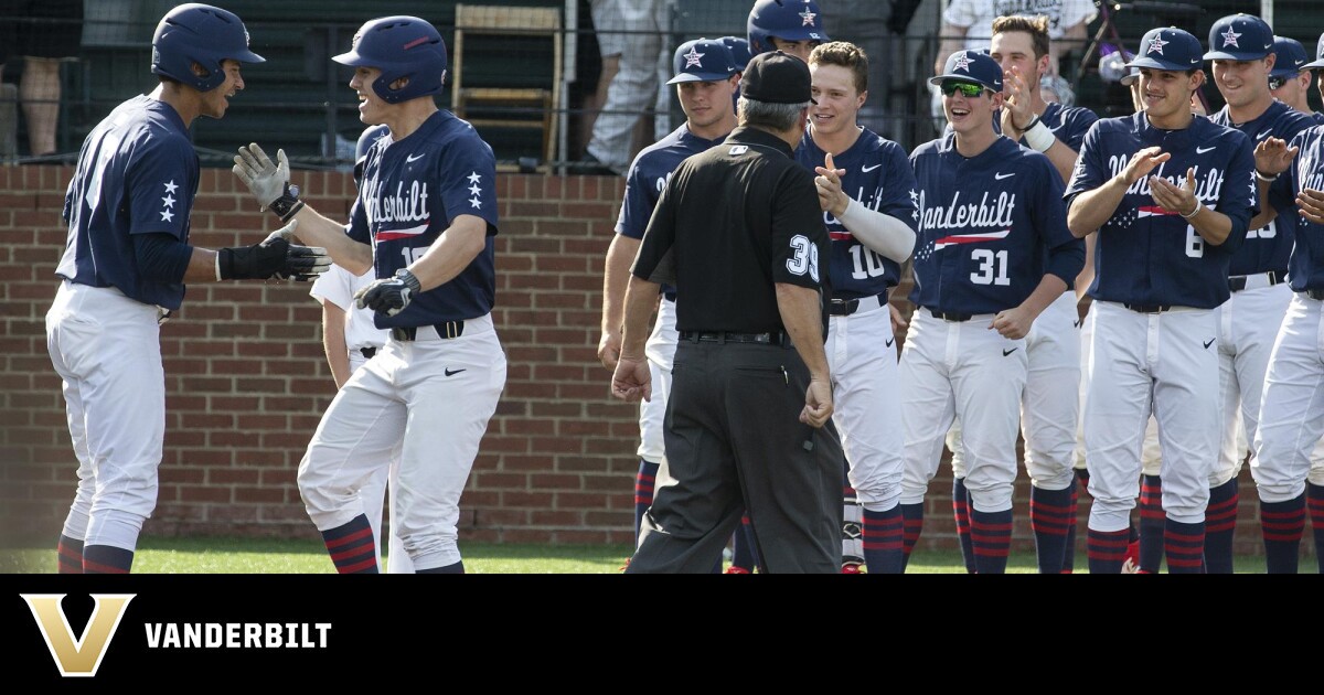 Limited number of outfield season tickets on sale – Vanderbilt ...