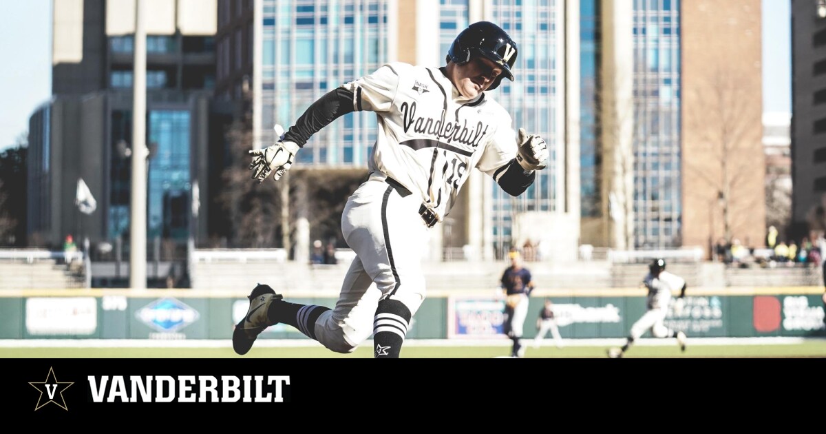 Redbirds Flock to Hawkins Field – Vanderbilt University Athletics ...