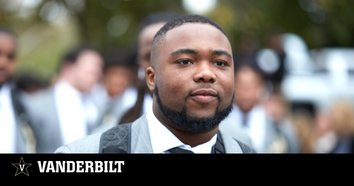 Vanderbilt Football | Defensive Lineman Cameron Robinson Earns ...