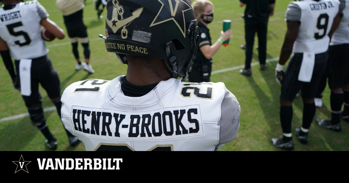 Vanderbilt Football | Vanderbilt Running Back Henry-Brooks Continues to ...