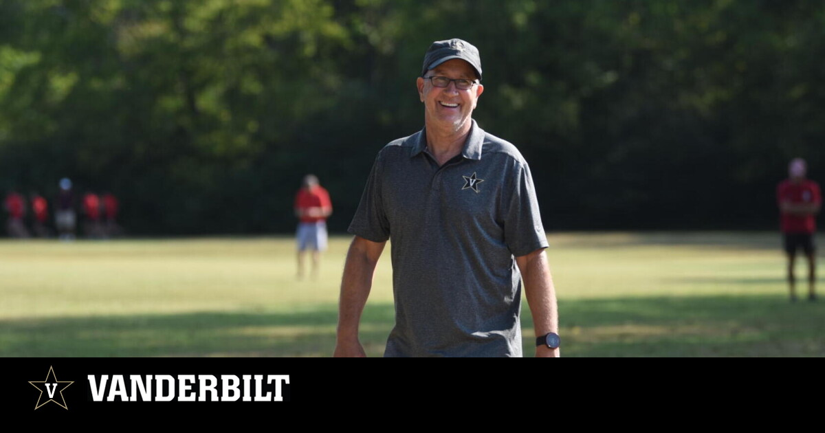 Vanderbilt Men's Basketball | Keith Announces Retirement