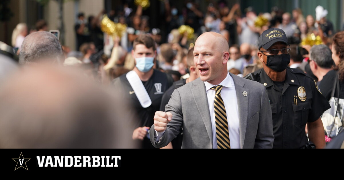 Clark Lea Discusses Stanford – Vanderbilt University Athletics ...