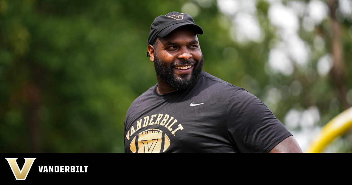 Vanderbilt Football | Vandy Developing Young Depth on the Defensive Line