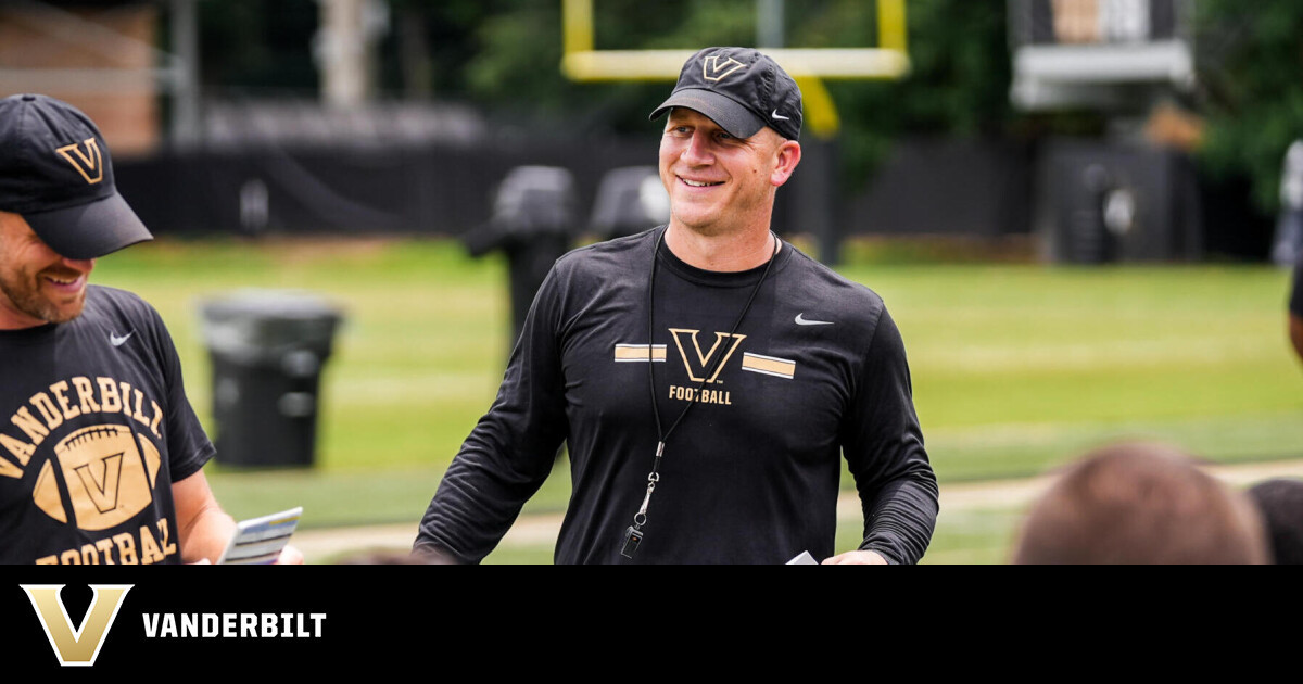 Clark Lea Media Availability 9.1.22 – Vanderbilt University Athletics ...