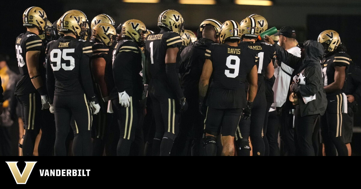Commodores Fall in Season Finale – Vanderbilt University Athletics ...