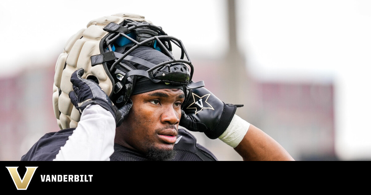 Post-Practice Media Availability Nov. 22 – Vanderbilt University ...