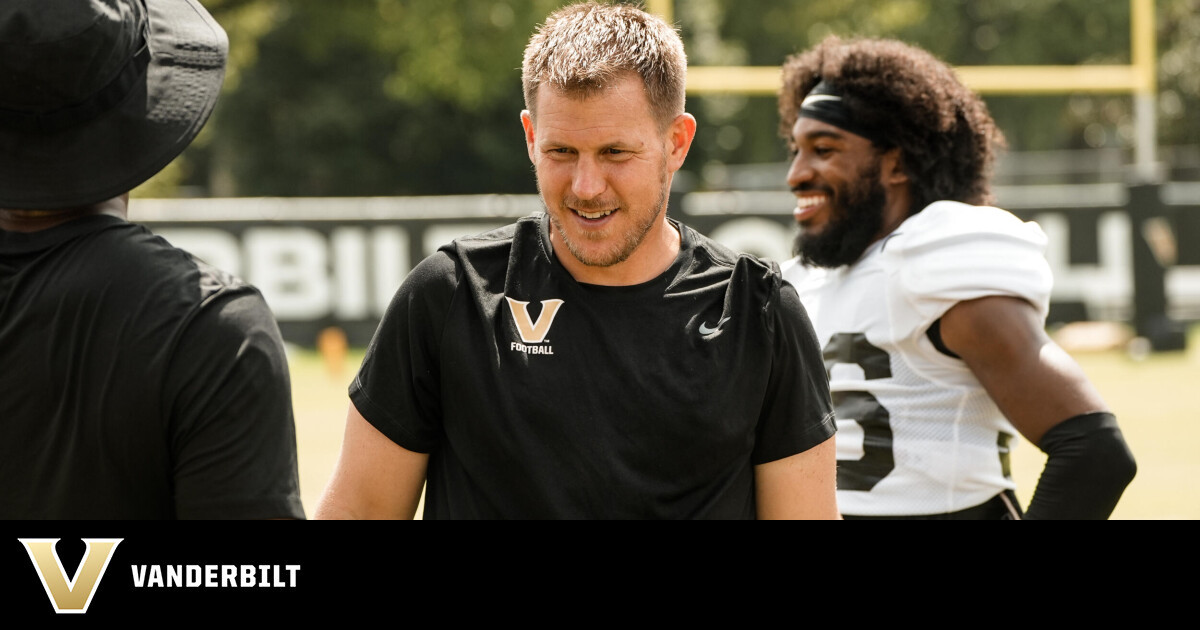 Vanderbilt Football | Nick Howell - 2023 Fall Camp (Practice No. 17)