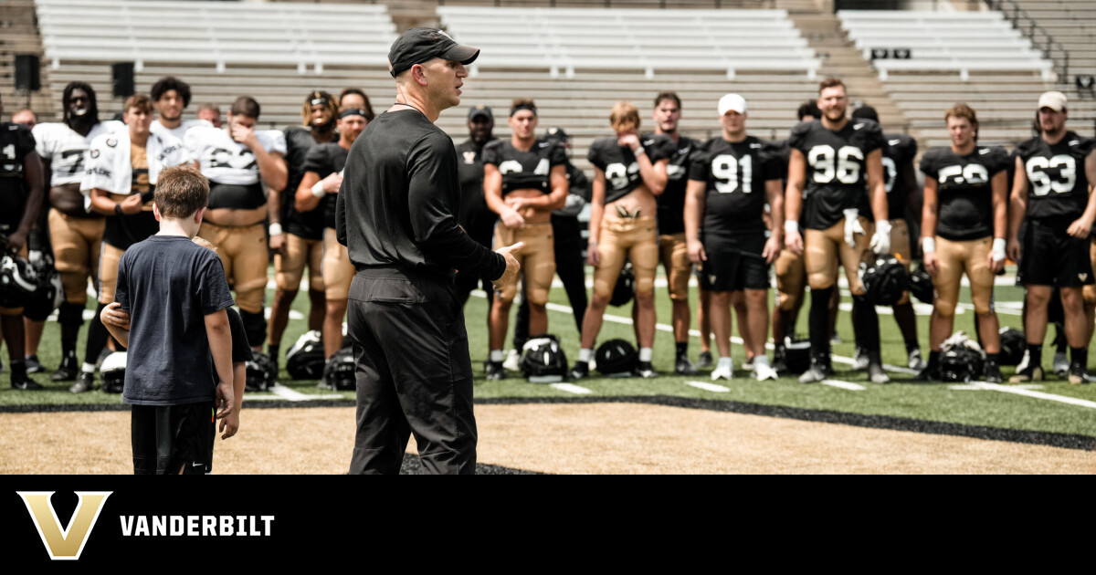 Vanderbilt Football | Clark Lea - 2023 Fall Camp (Practice No. 15)