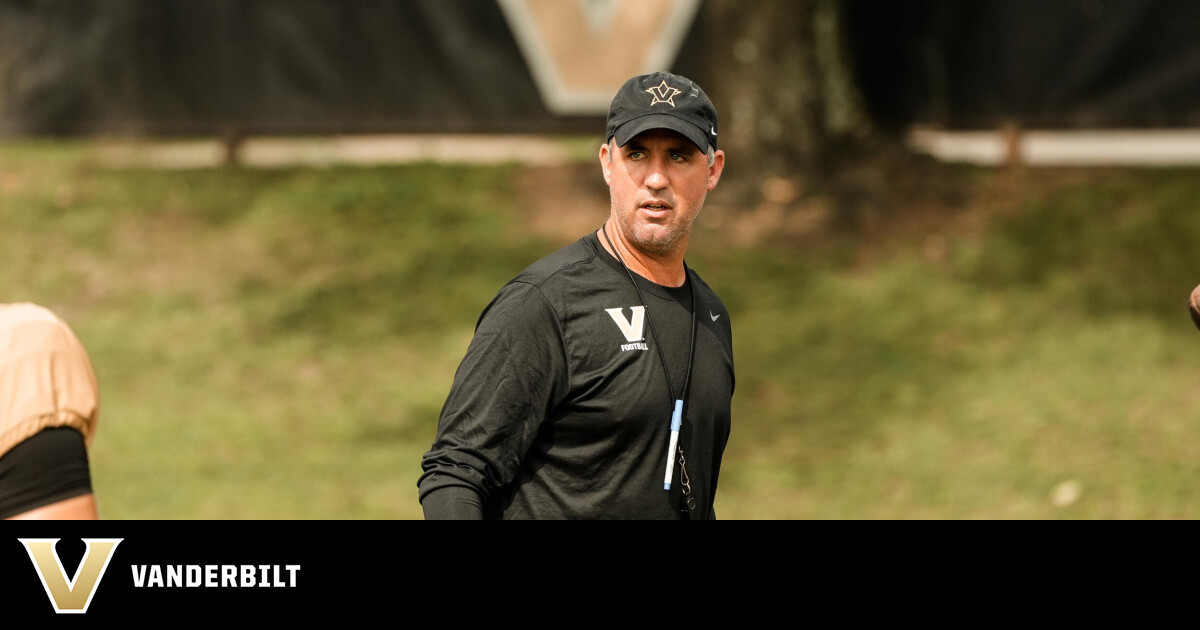 Vanderbilt Football | Joey Lynch - 2023 Fall Camp (Practice No. 11)