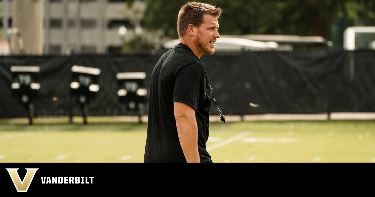 Vanderbilt Football | Nick Howell - 2023 Fall Camp (Practice No. 11)