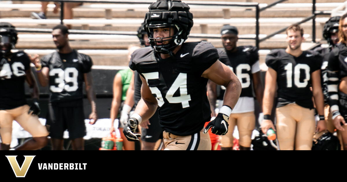 Vanderbilt Football | Bryan Longwell - 2023 Fall Camp (Practice No. 15)