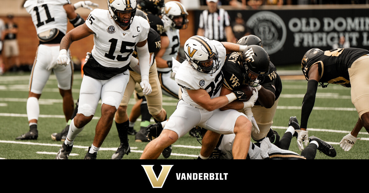 Vanderbilt Football | Learning to Lead