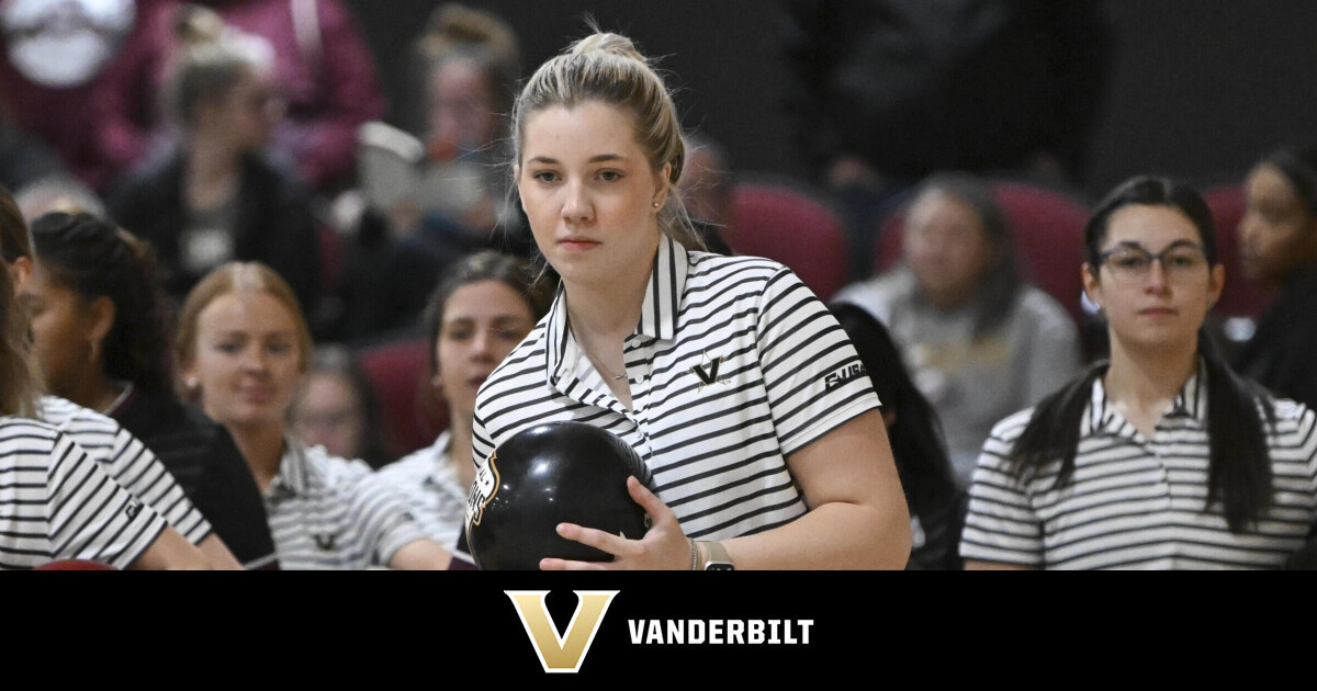 Hitt Wins Intercollegiate Singles Detroit Sectional